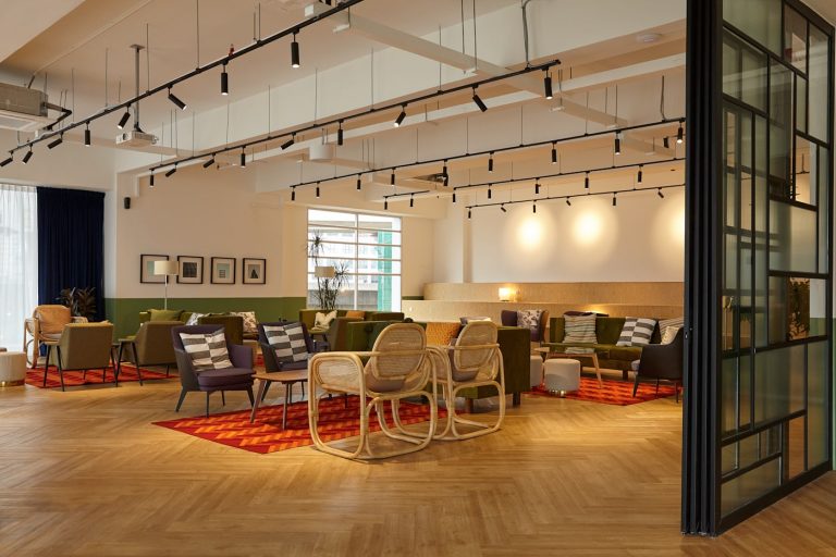 Ampang - Common Ground