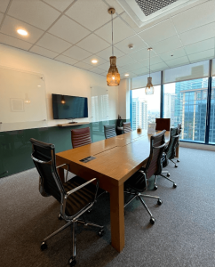 8 Rockwell - Common Ground