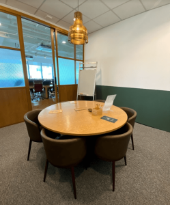 8 Rockwell - Common Ground